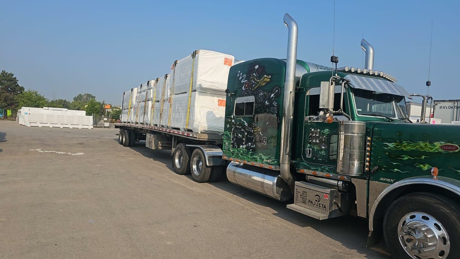 Conestoga & Flatbed Transportation - Pajjeta Logistics